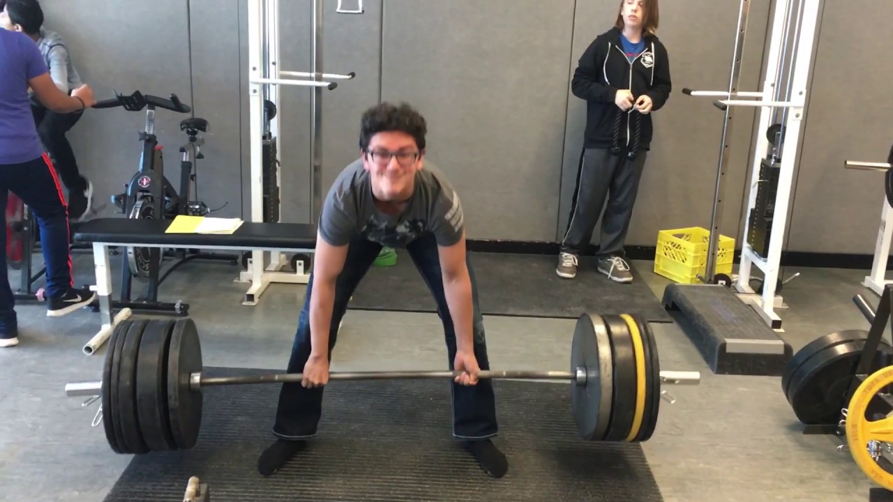 Skinny indian kid deadlifts 345lb for 9 reps - YouTube