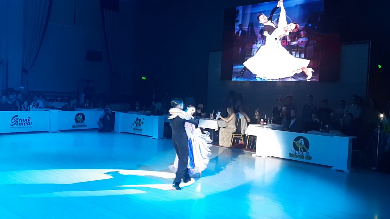 Panasenko Artem& Yasenovska Daria - YouTube