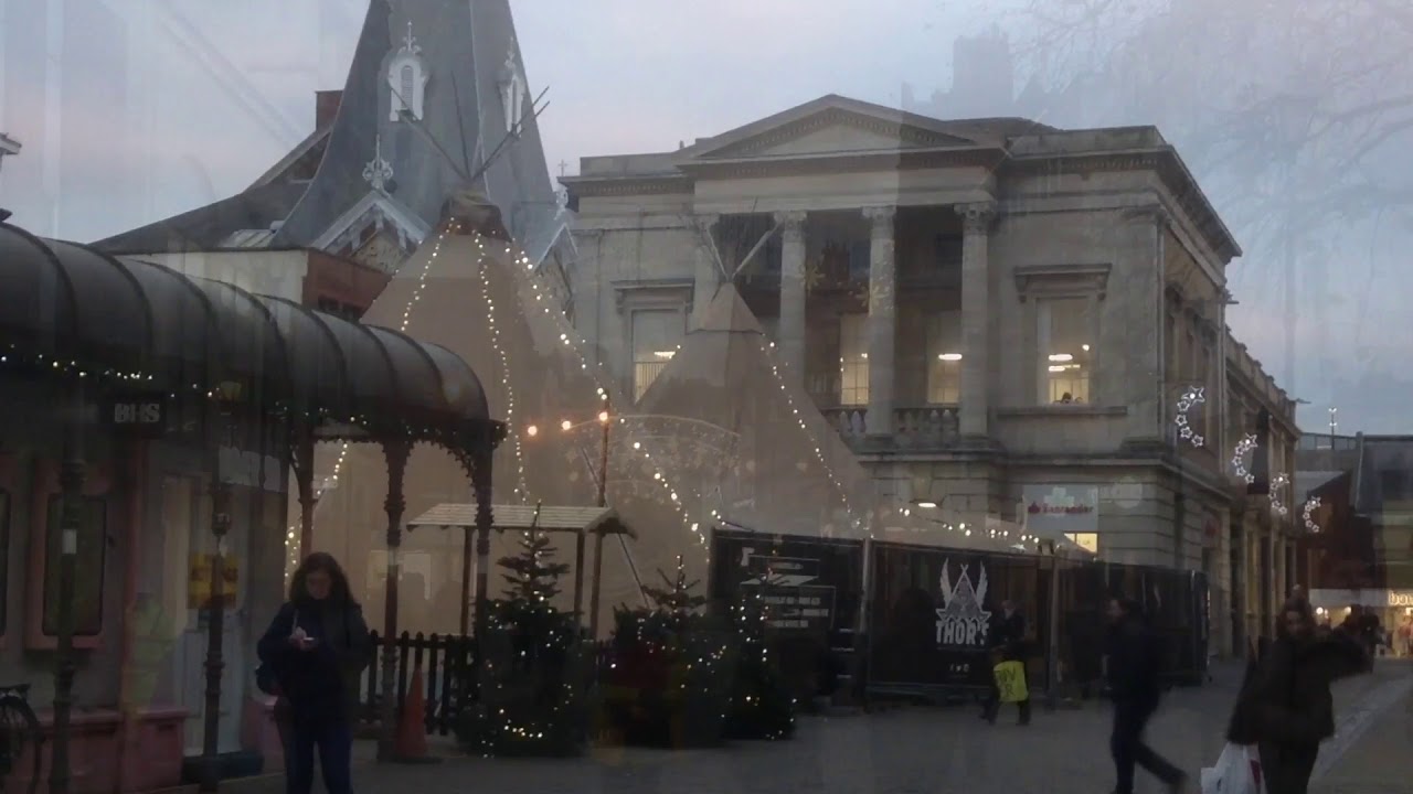 lincoln christmas decorations - YouTube