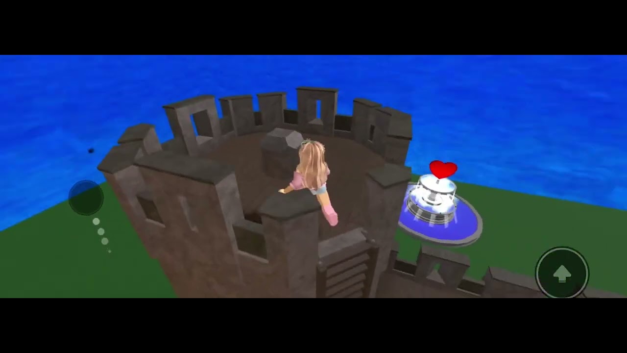 Little Kelly’s Castle Tour! (Roblox) - YouTube