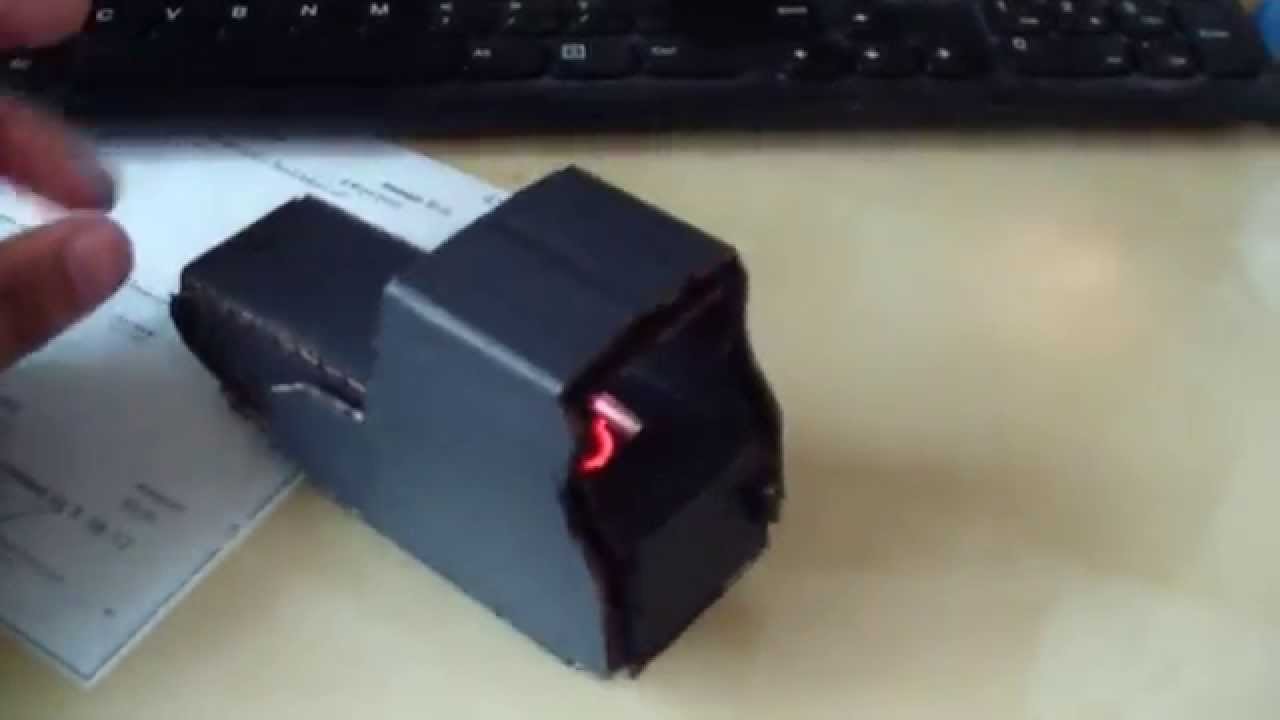 Cardboard Eotech "Holographic" sight | Homemade Cardboardf - YouTube