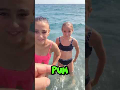 haciendo un RETO 🔥 en la playa 🏖️ con MI AMIGA ❤️ GALA! 🤩
