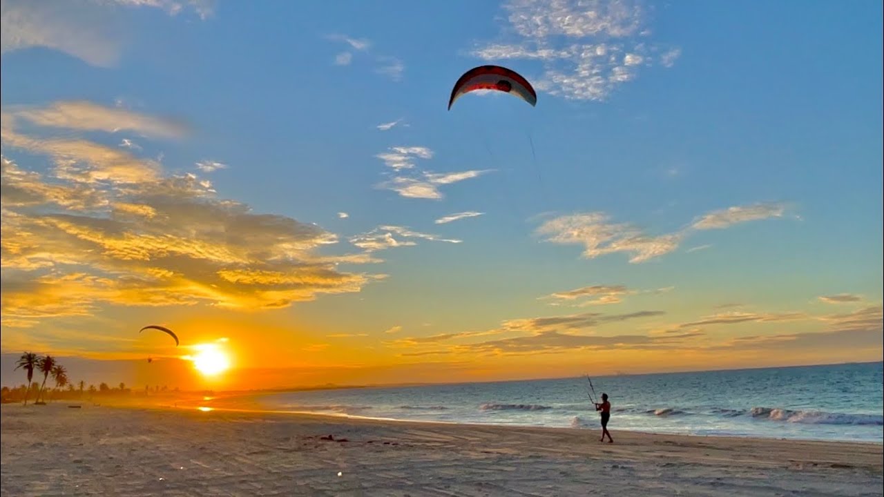 Kite Control on 6m2 Flysurfer Soul | Backstall Kiteloops - Paramotor ...