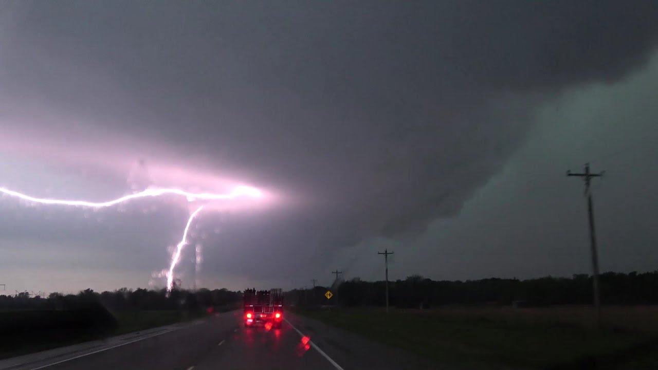 4-28-20 Northeast OK I-30 Arkansas Lightning Shelf Time Lapses - Drone ...