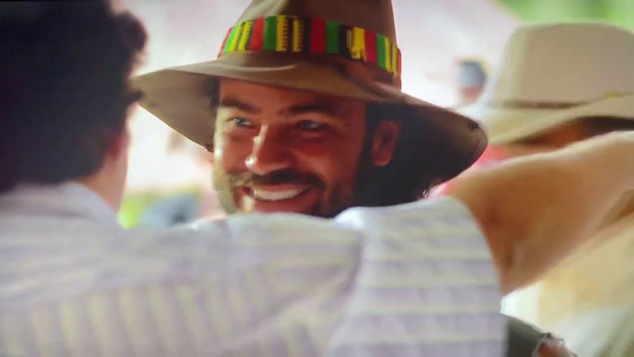 Celebrando la muerte del Coronel Jiménez El patrón del mal - YouTube