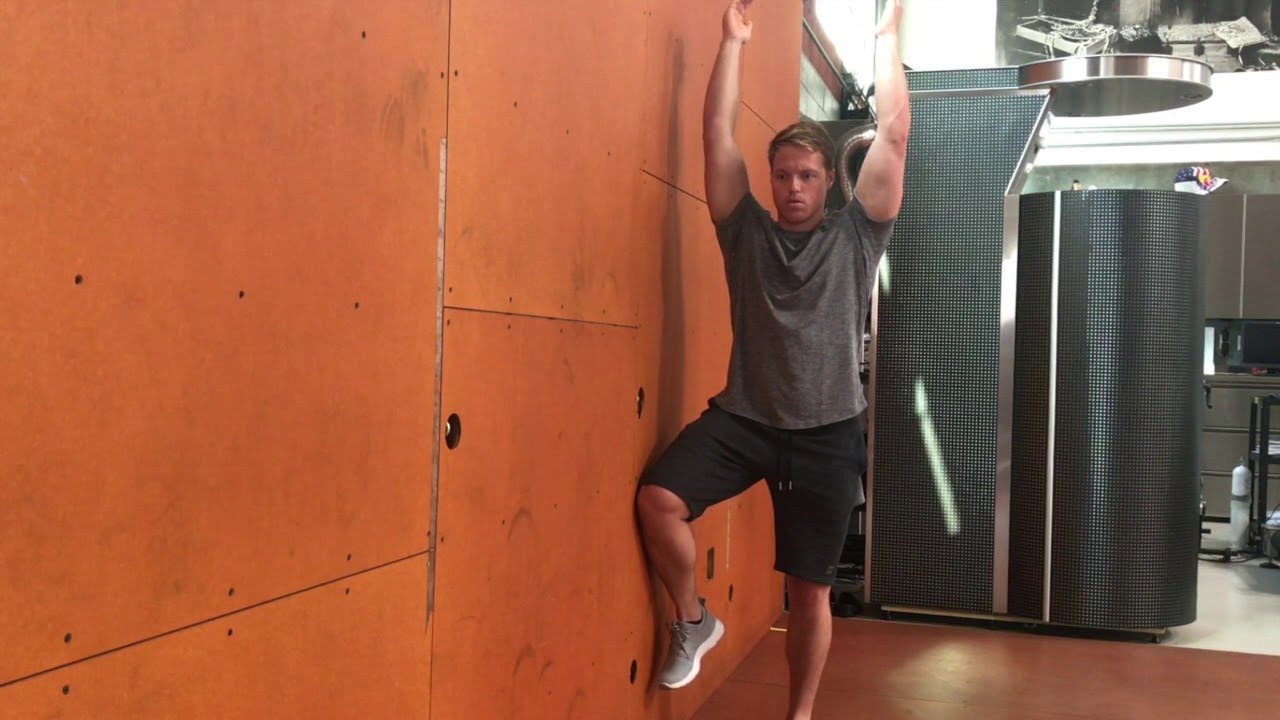 Wall Single-Leg Standing Isometric Knee Push - YouTube