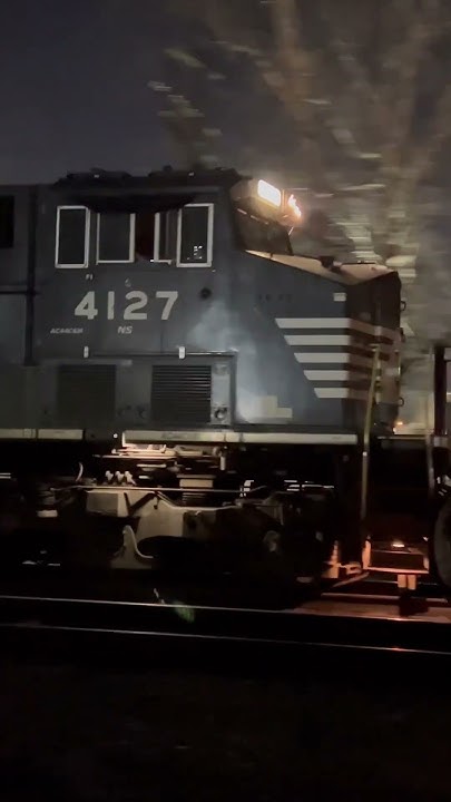 NS lite engine move enters lamberts point #4127 #7585 - YouTube