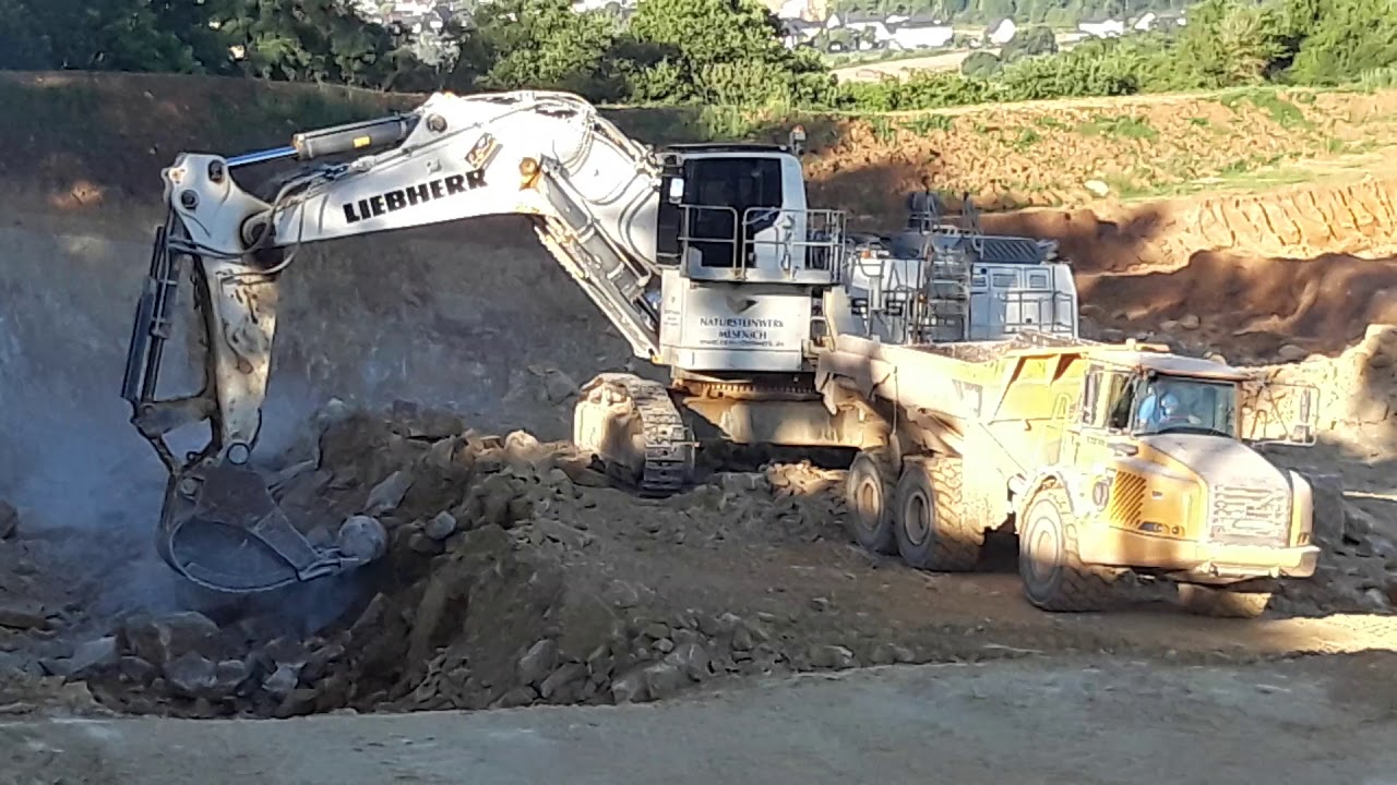LIEBHERR R9150 EXCAVATOR - YouTube