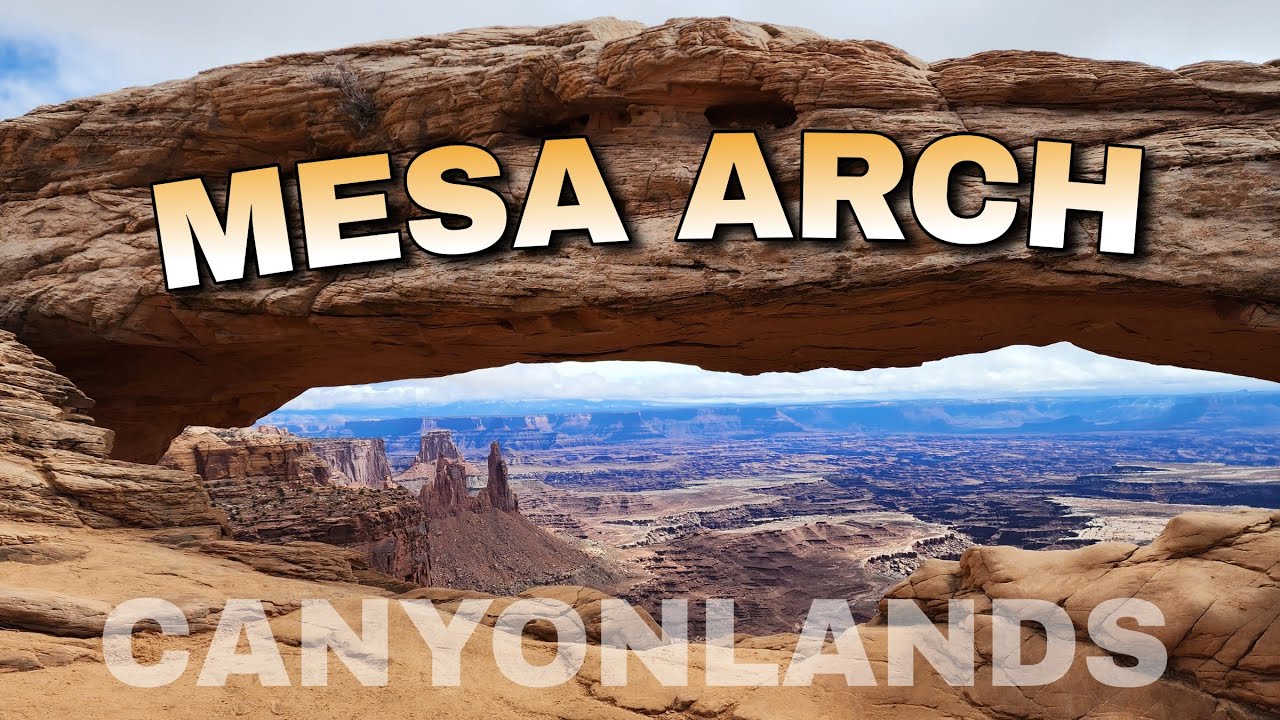 Usa Mesa Arch Canyonlands Mesa Arch Trail At Canyonlands National Park