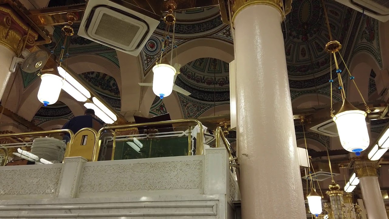 Melihat Langsung Adzan (Muadzin) di Masjid Nabawi - YouTube