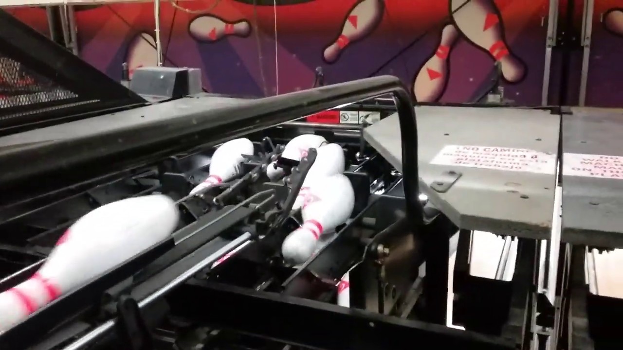 AMF 82-90XL Pinspotter - YouTube