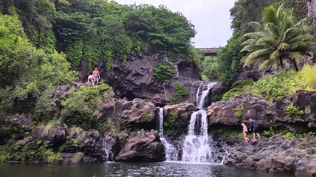 Jumping into the seven sacred pools. Hana Hawaii. - YouTube