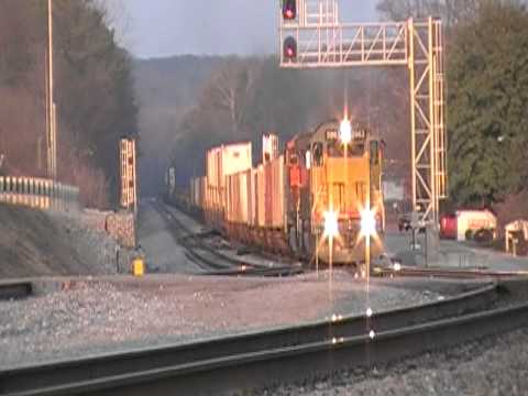 NS 21R, UP & BNSF, good lashup! Irondale AL 2-20-11 - YouTube