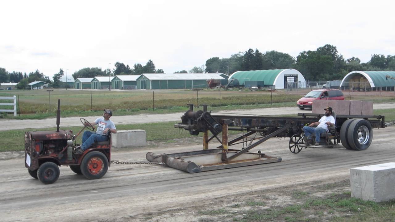 Tractor Pull with My Shop Mule - YouTube