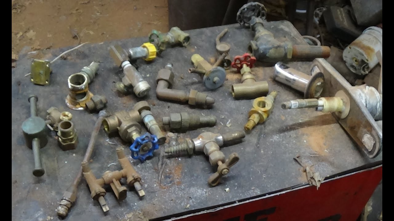 Cleaning some Scrap Brass on a Cold Winters Day - YouTube