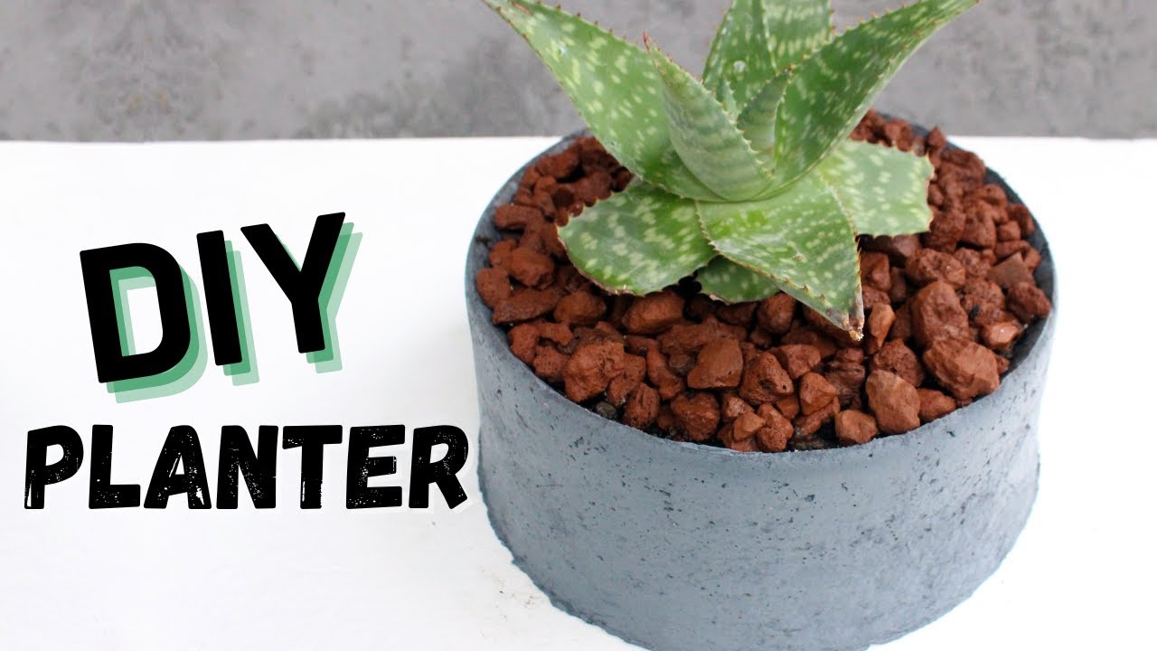 DIY Plant Pots Using Papercrete - YouTube