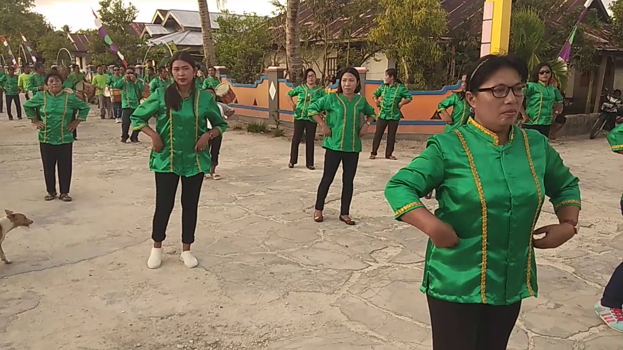 KARATUNG BERGOYANG WARE. - YouTube