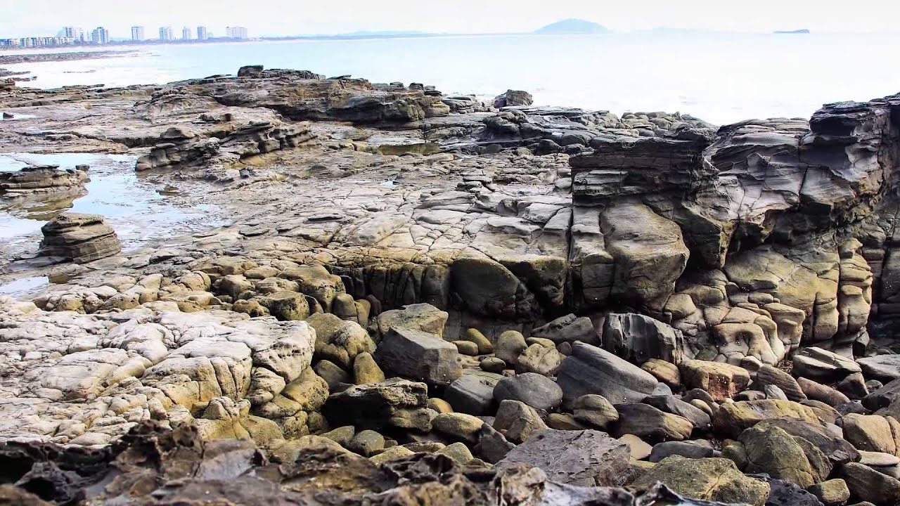 Mooloolaba Beach Rocks Timelapse - Sunrise and Sunset - YouTube