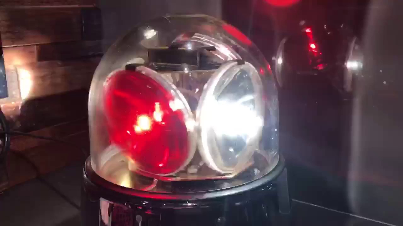 Beacon Ray 175 w/ Glass Dome - YouTube