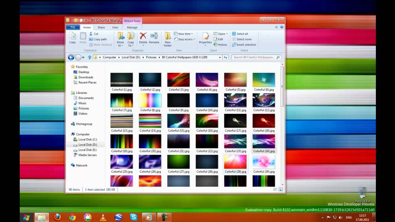 Windows 8 Developer Preview - Metro Style - YouTube