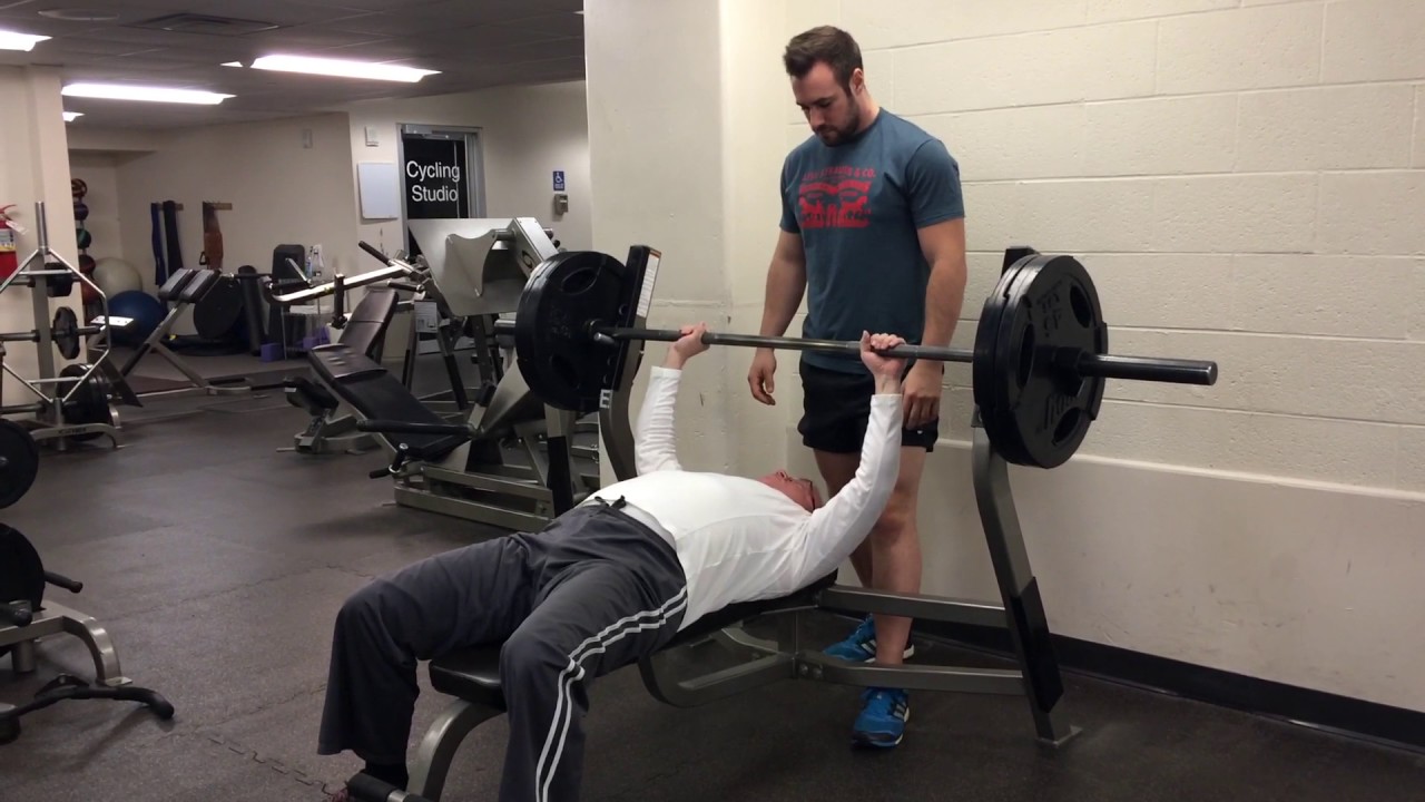 225 Bench for my buddy Dean - YouTube