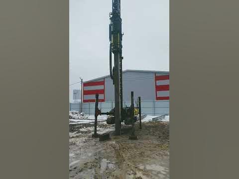 Забиваем самые большие сваи для данной установки - YouTube
