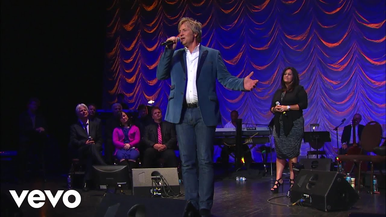 Reggie & Ladye Love Smith - You Raise Me Up (Live) ft. Reggie & Ladye ...