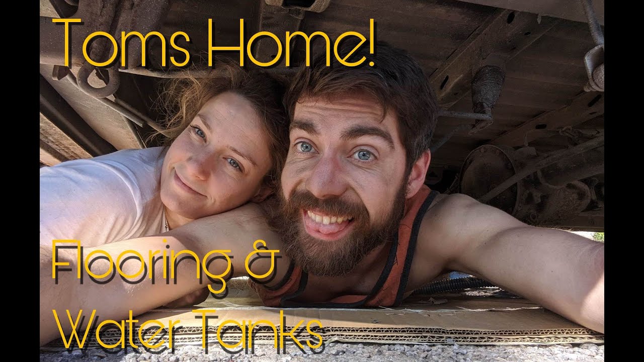 Steph & Tom | Finding Tom in Dubai | Pure Chaos | Starting the flooooor ...