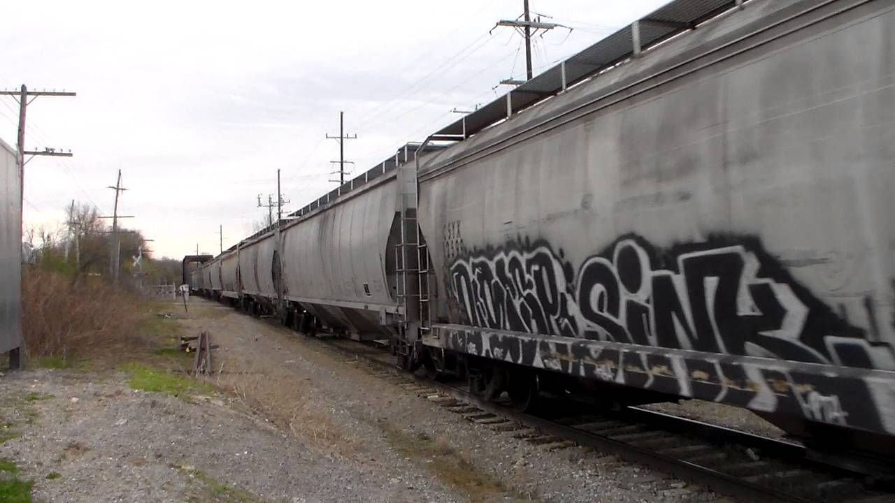 LSRC 1174 leads Z120 @ Bridgeport, MI - 4-24-16 - YouTube