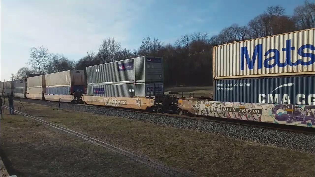 Ns 26X with BNSF 744 warbonet trailing - YouTube