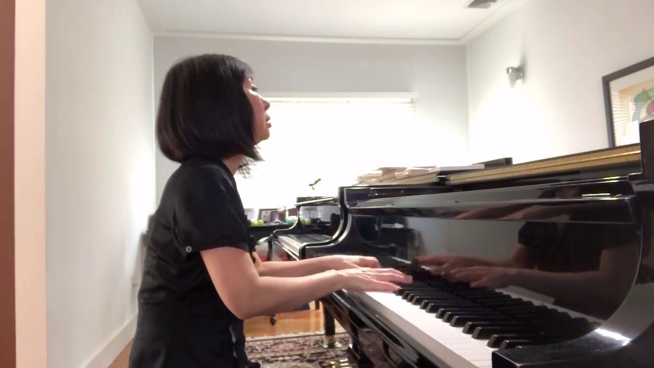 “Graceful Ghost” by William Bolcom, played by Yejin Han - YouTube