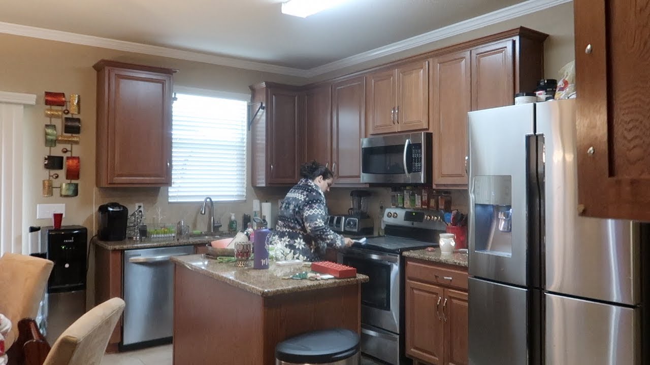 Vlog: *January 16, 2018* ~Deep Cleaning the Kitchen in My Robe!~ - YouTube