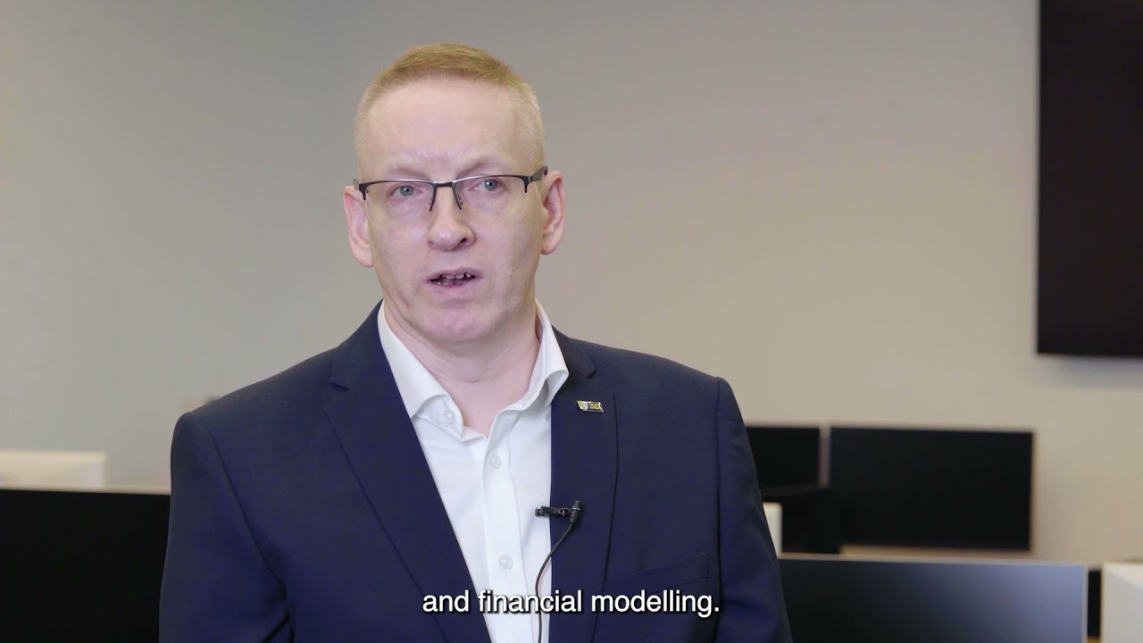 Prof. Paul Hopkinson - Associate Head of Edinburgh Business School and ...