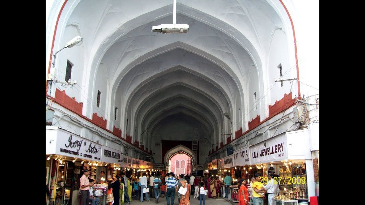 Red Fort Delhi 4 Chatta Bazar shops and inside view - YouTube
