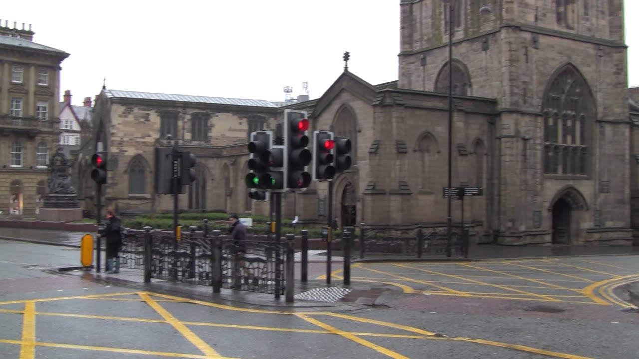 Newcastle Upon Tyne, Cathedral square [6] - YouTube