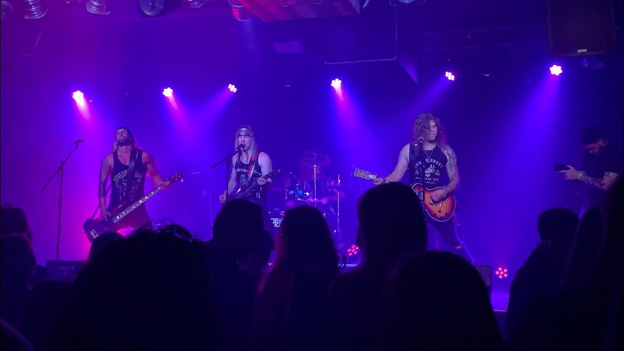 White Tygër - Midnight Lovers - Live @ The River Rooms, Stourbridge ...