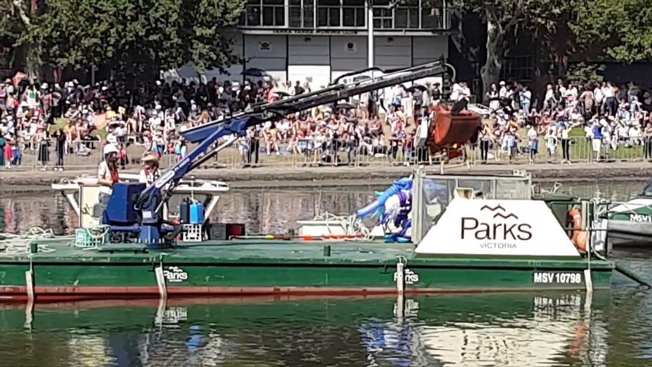 Birdman Rally 2017, Moomba Festival - YouTube