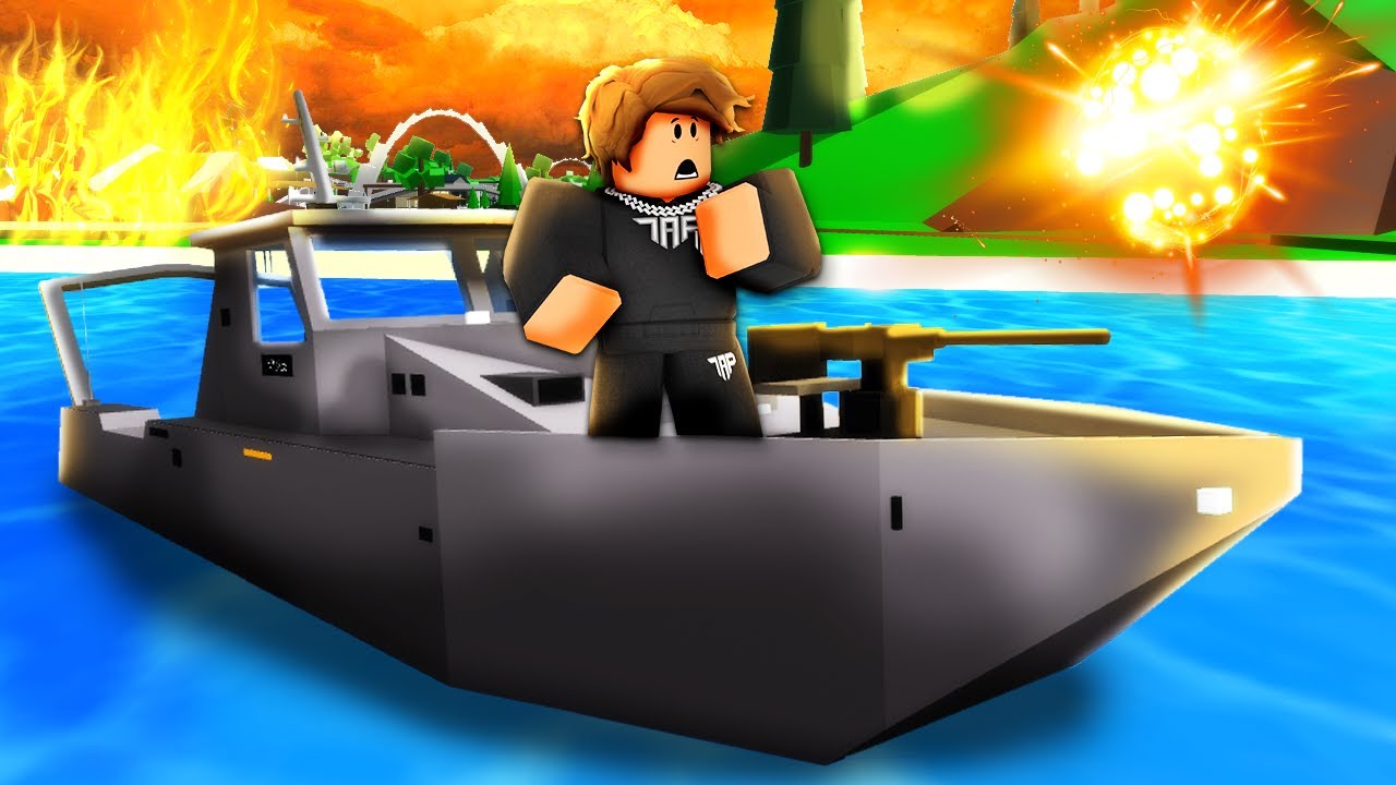 I Built an ESCAPE BOAT in Brookhaven RP! - YouTube