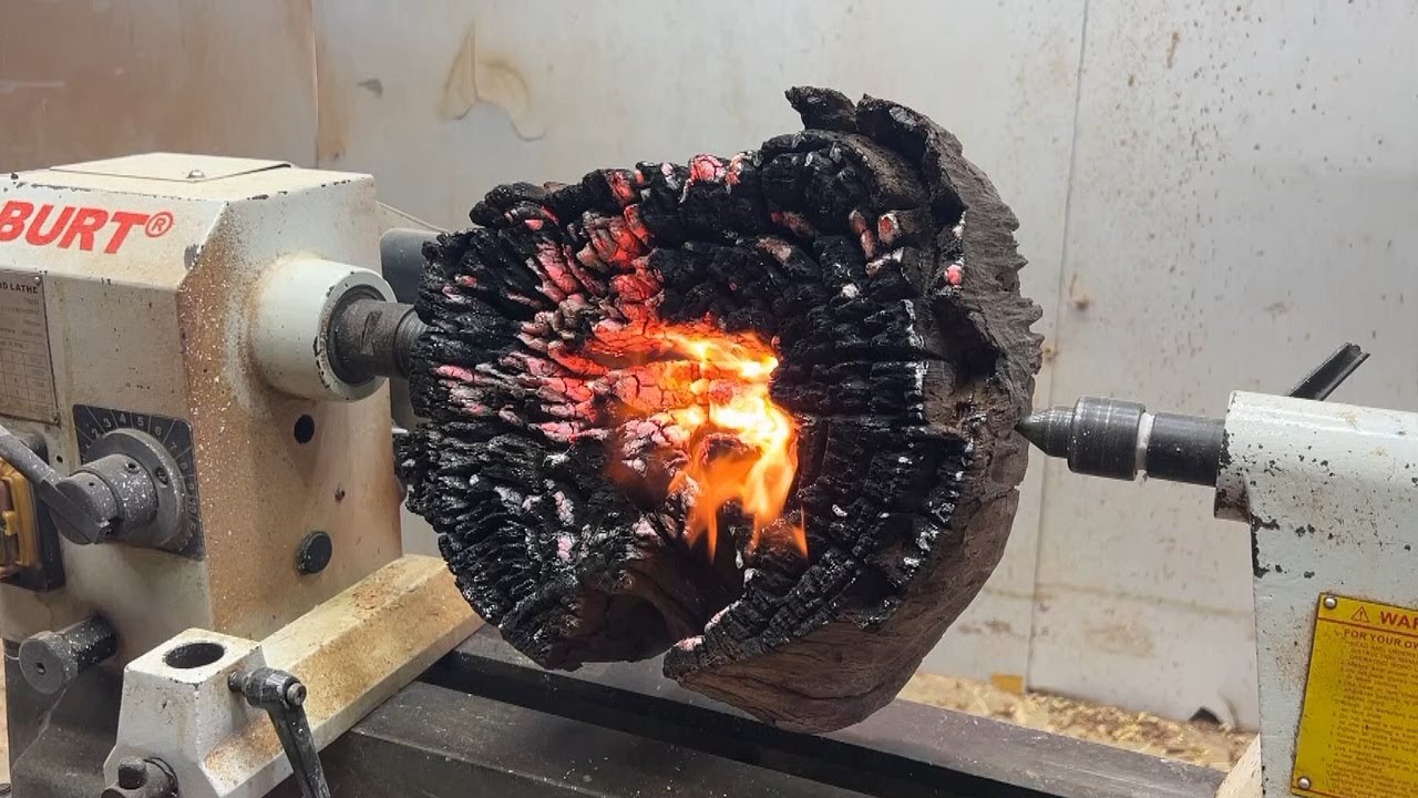 Wood Turning // a Dramatic Project Between Firewood and Epoxy Resin ...