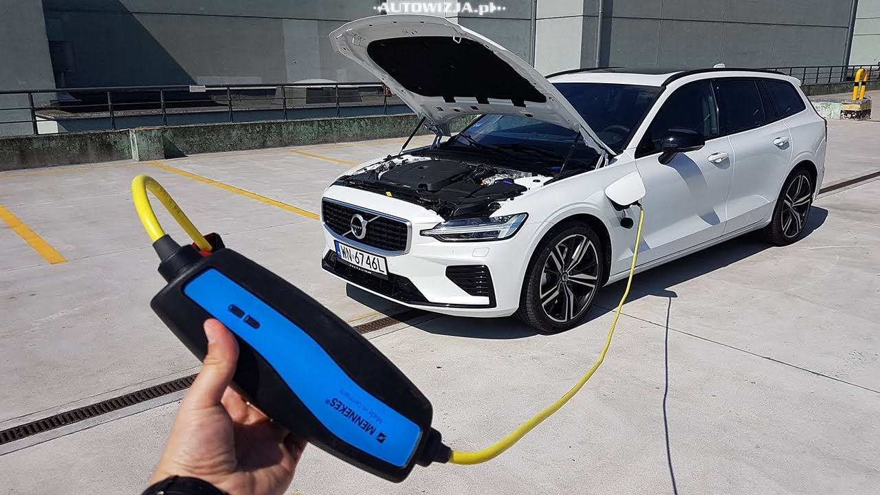 Volvo V60 T8 R-Design TEST Samochodu z DWOMA silnikami - YouTube