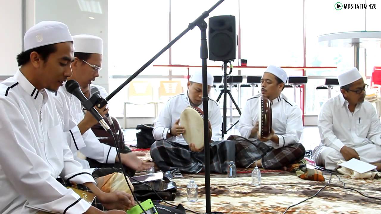 Maulid Dhiya ullami : Habib Ali Zaenal Abdin AlHamid / Ahbabul Habib ...