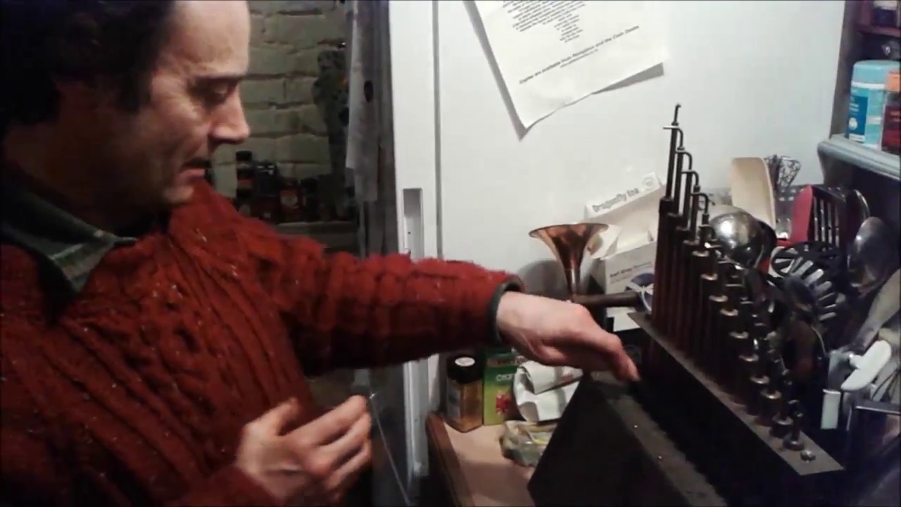 Henry Dagg and his Kettliope - YouTube