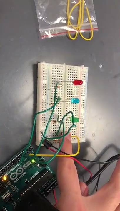 arduino flag leds - YouTube