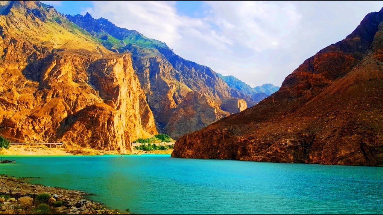 Chilas to Hunza Valley & Khunjerab | Emigrafia - YouTube