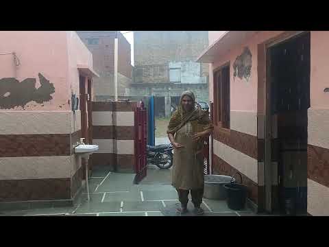 Meri sasu maa ji barish me nahati hui ⛈️⛈️