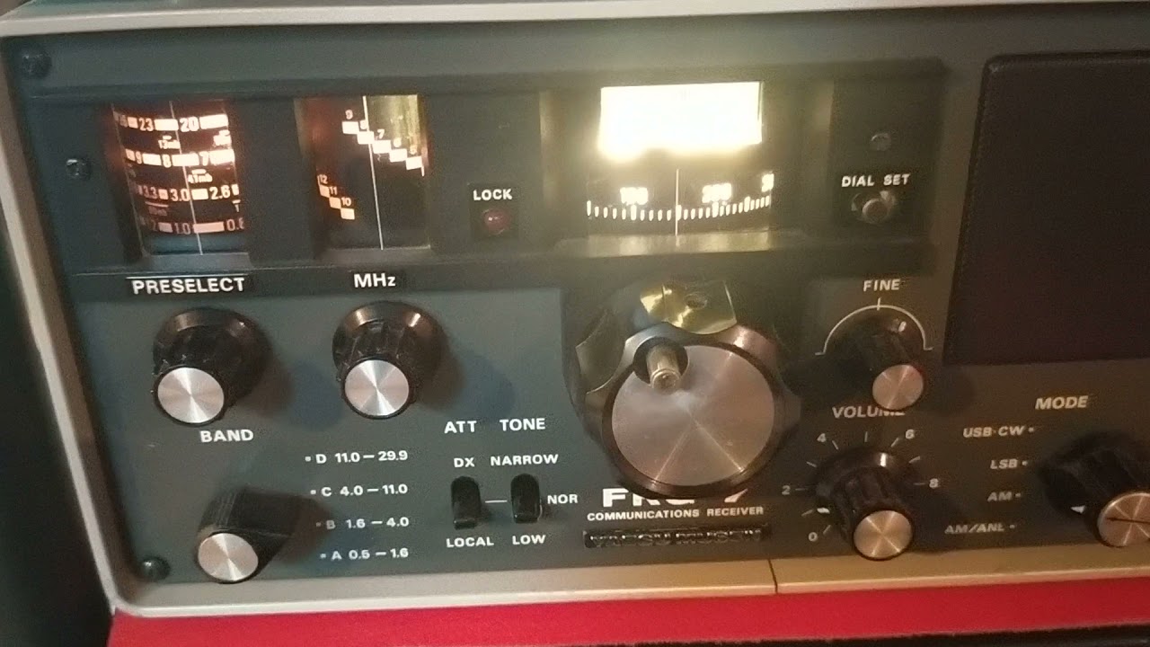 Yaesu Frg-7 in vendita - YouTube