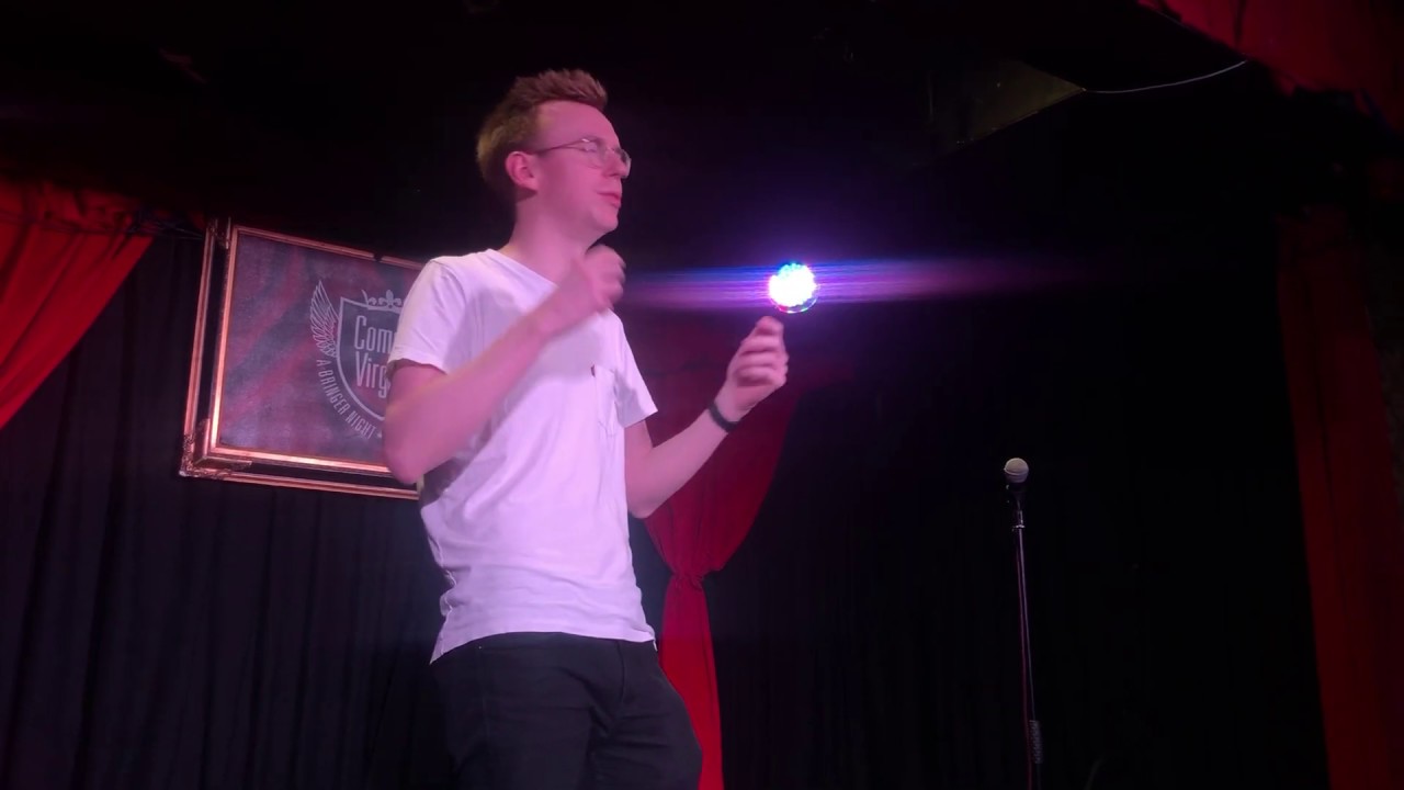 Daniel Willis - The Interview Sketch - Comedy Virgins 2020 - YouTube