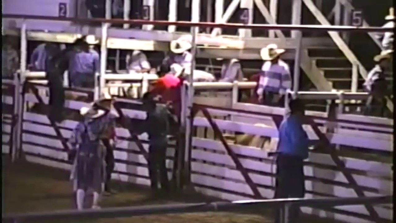 Bull Riding : Mena, AR 1991 - YouTube