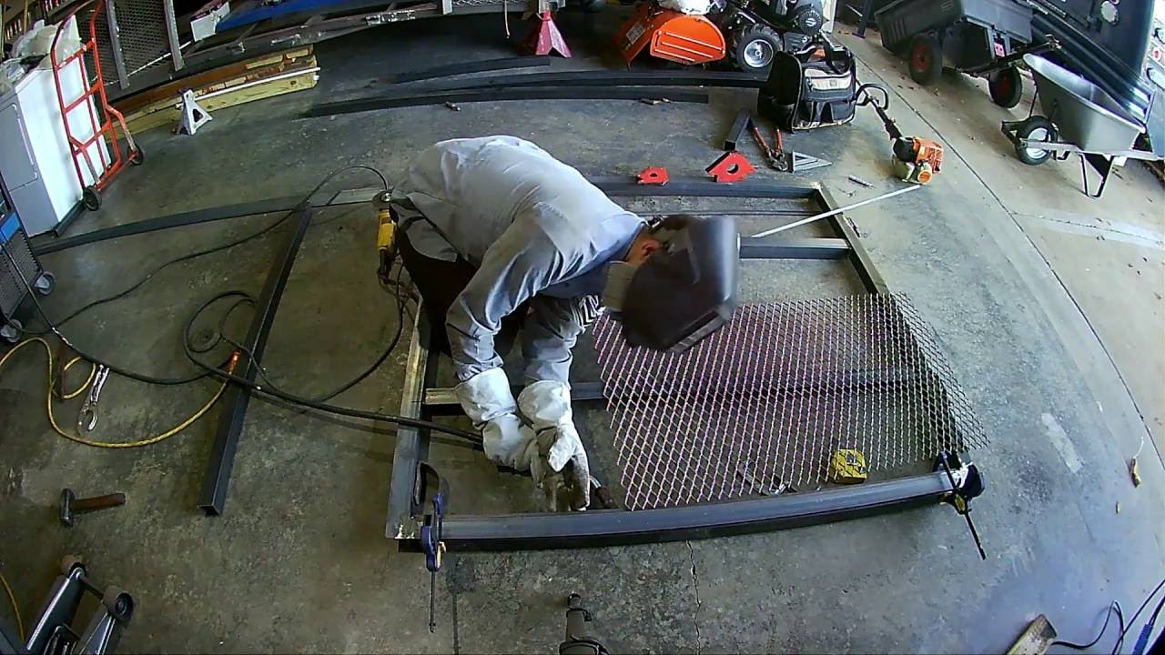 Building a custom homemade landscape trailer from scratch. Part 2 - YouTube