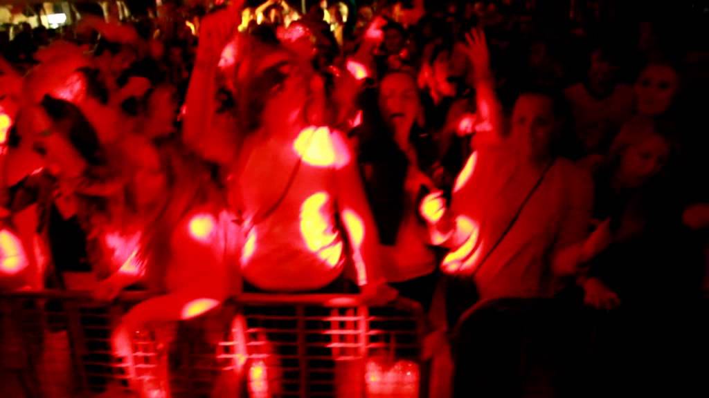 MEGA PENOVA PARTY 2013 - BAR BAR ZELENA VODA - YouTube